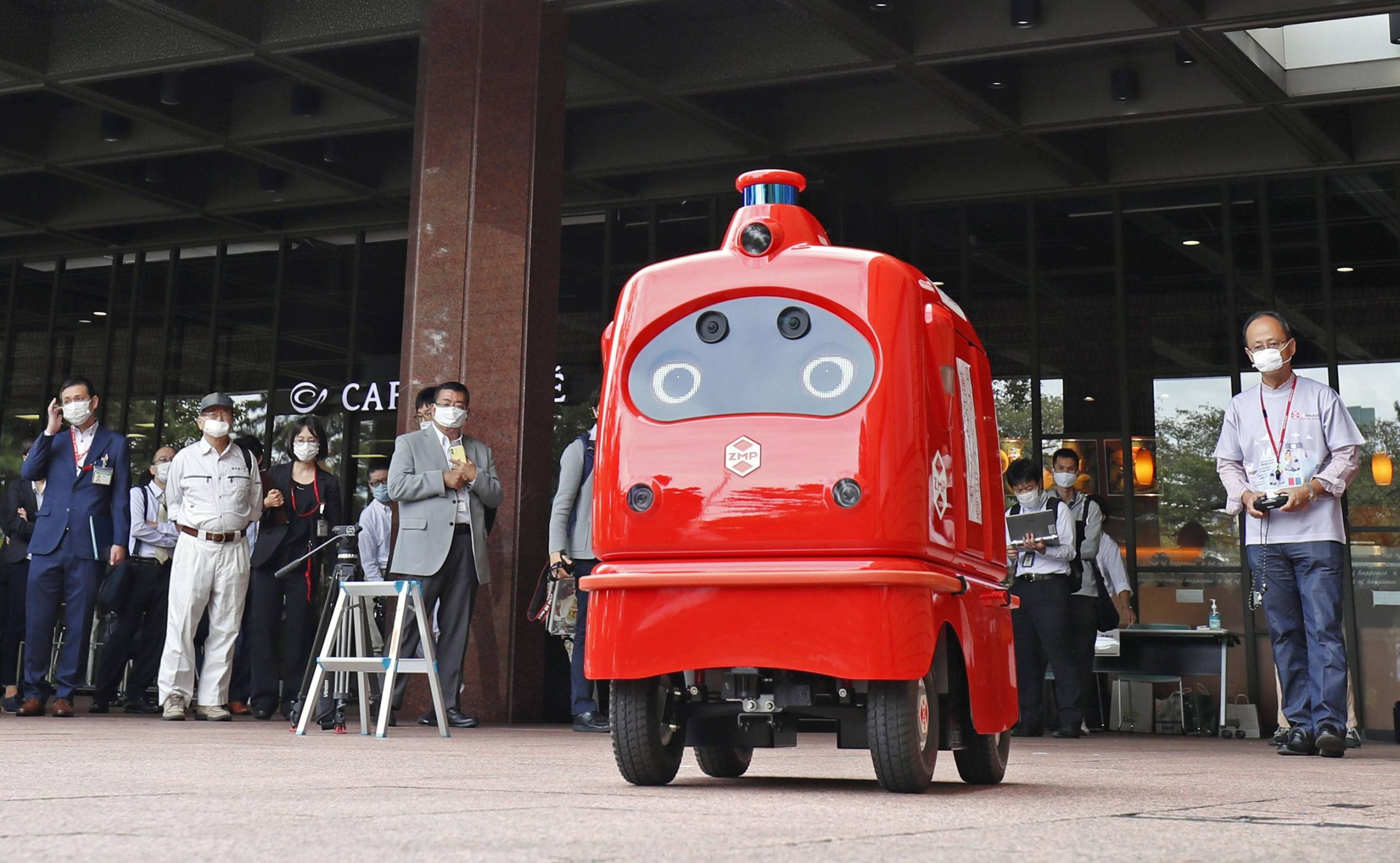 Ex-Apple car engineers’ startup Vayu offers autonomous delivery robots ...